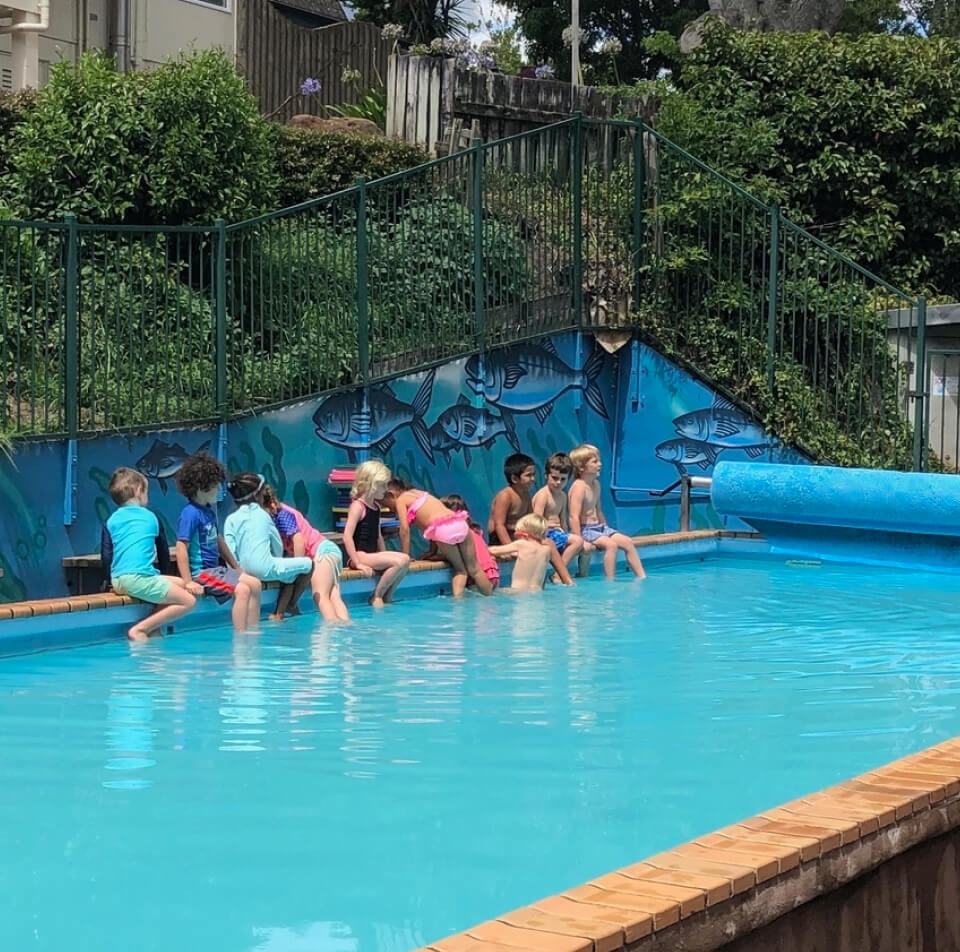 Home | Hamilton East School