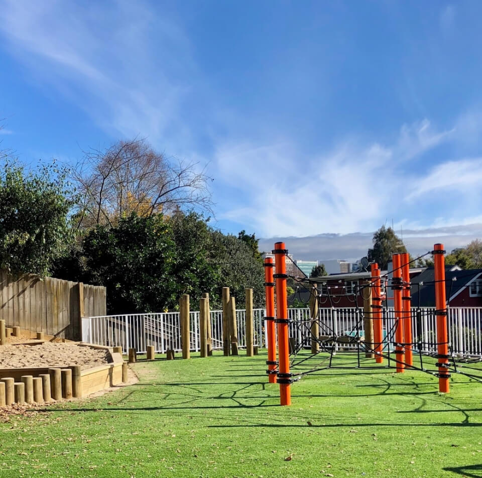 Home | Hamilton East School